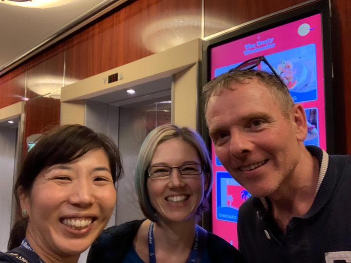 With a little bit of help from...Stuart Murdoch: オンライン英会話のアーチイングリッシュアカデミー